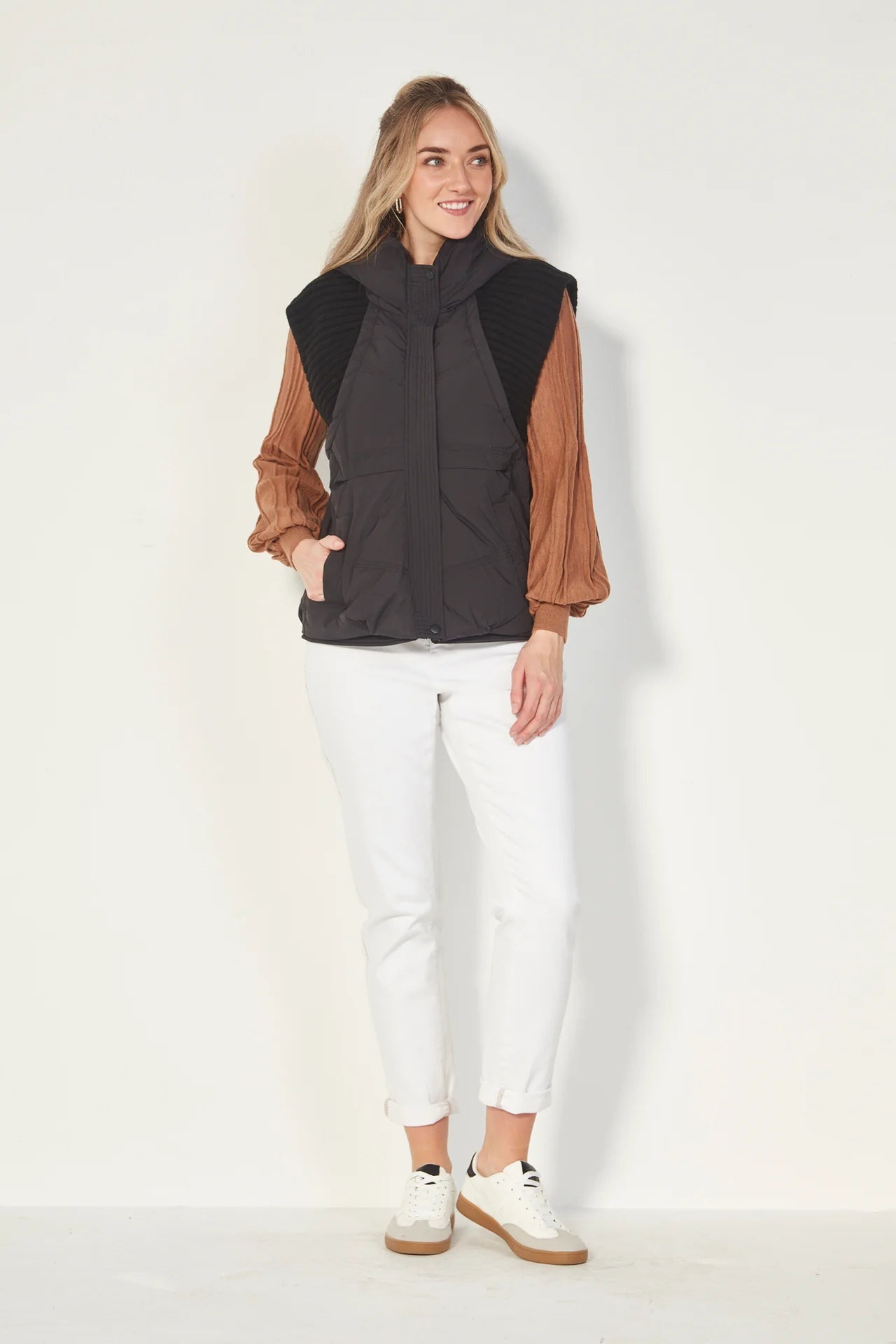Victoria’s Fashion: Women's Clothing by top NZ Designers